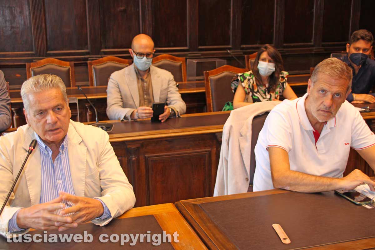 Area verde al Sacrario e parcheggio interrato, recupero delle mura da ...