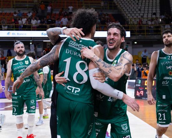 Scandone Avellino espugna per 71-69 il campo della Redel Viola Reggio ...